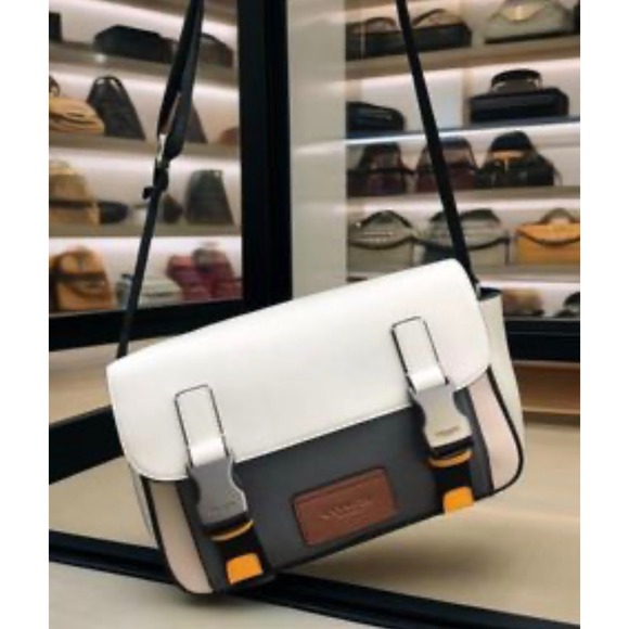 Coach | Bags | Coach Colorblock Leather Messenger Bag Buckle Closure ...